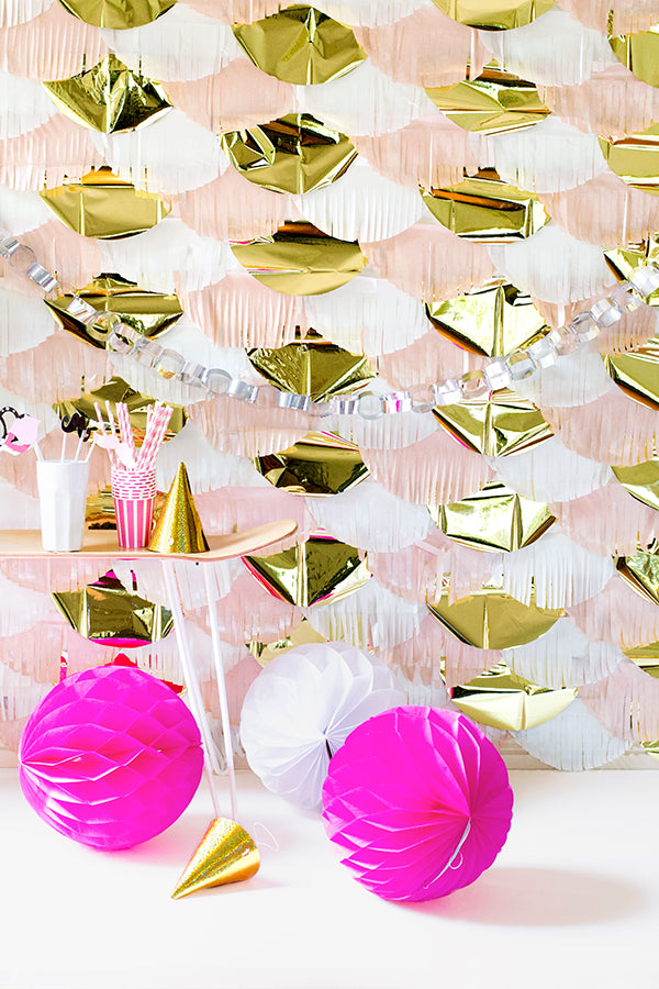 DIY scallop fringed backdrop for The Reject Shop – makeandtell